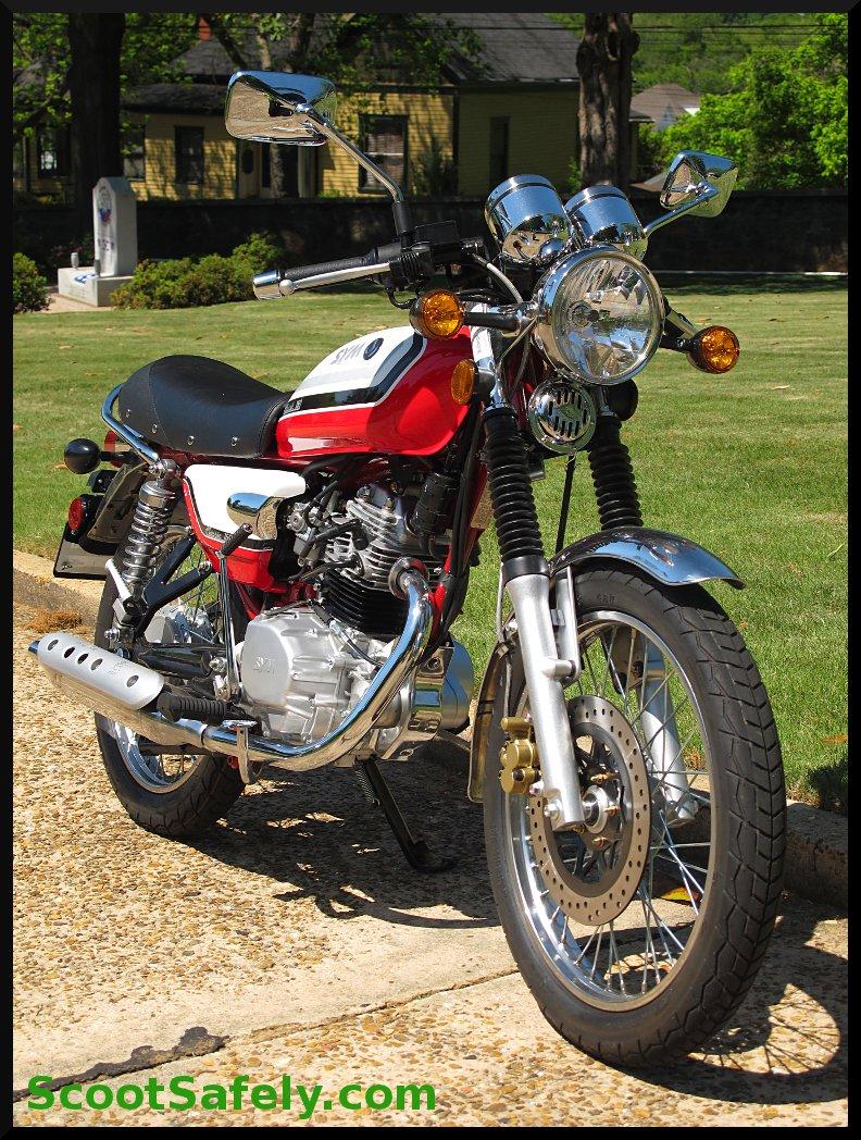 SYM Classic 150 Review. Back To My Youth.